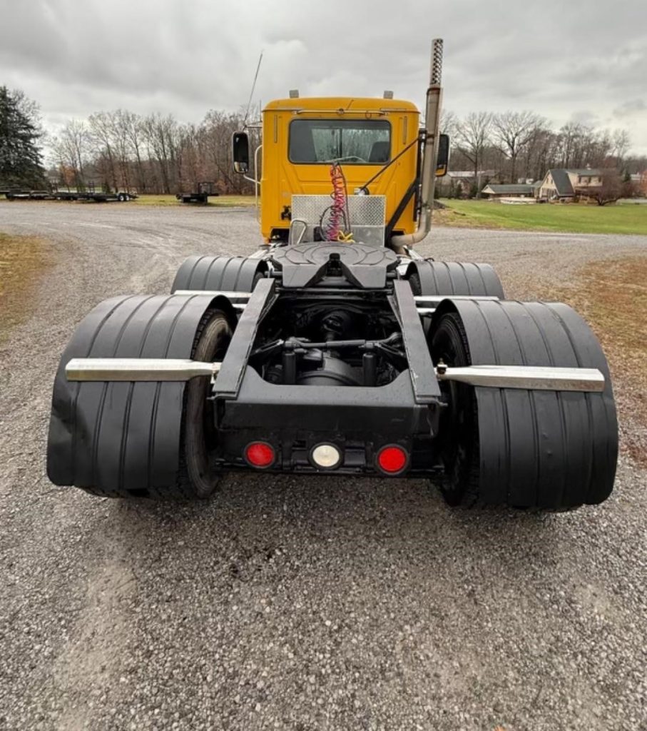 2010 MACK GRANITE GU713 - Brechbuhler Truck Sales